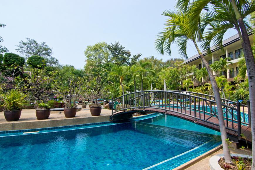 Green Park Resort - Pattaya | vtours