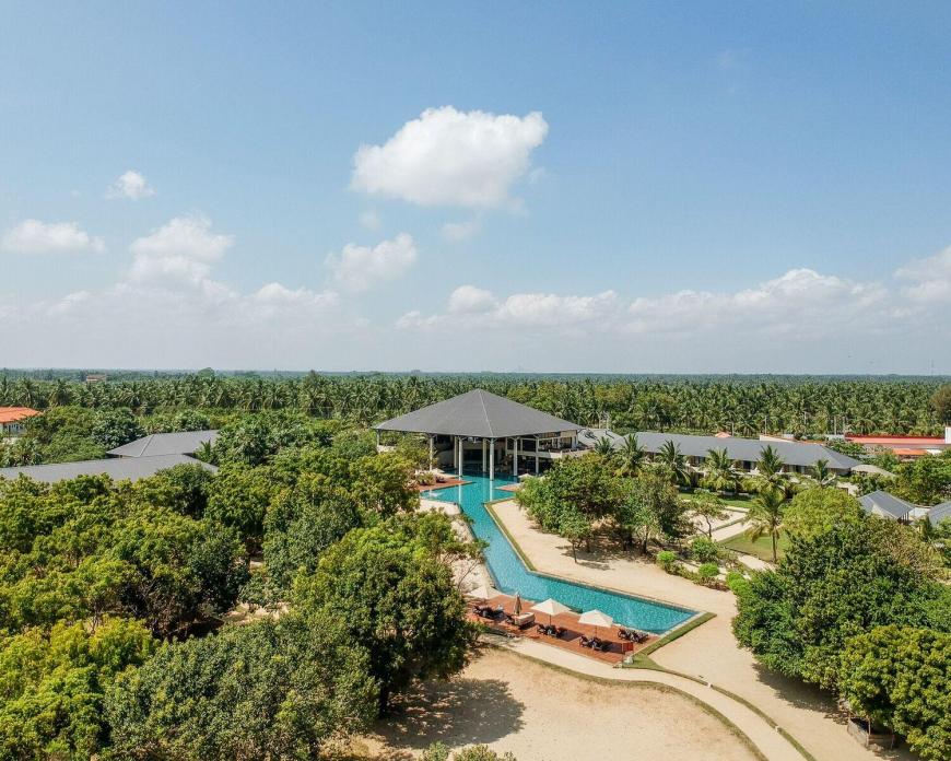 Hotel Sunrise by Jetwing - Passikudah | vtours