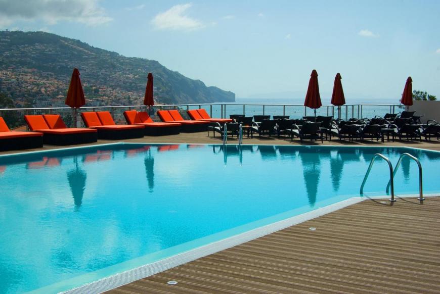 Hotel The Views Baia - Funchal | vtours
